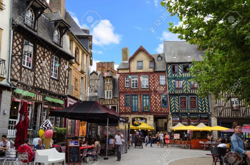 PLACE SAINTE-ANNE (ET RÉPUBLIQUE) : QUE FAIRE ? - Rennes Infos Autrement